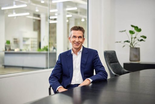 About Us - RW Capital