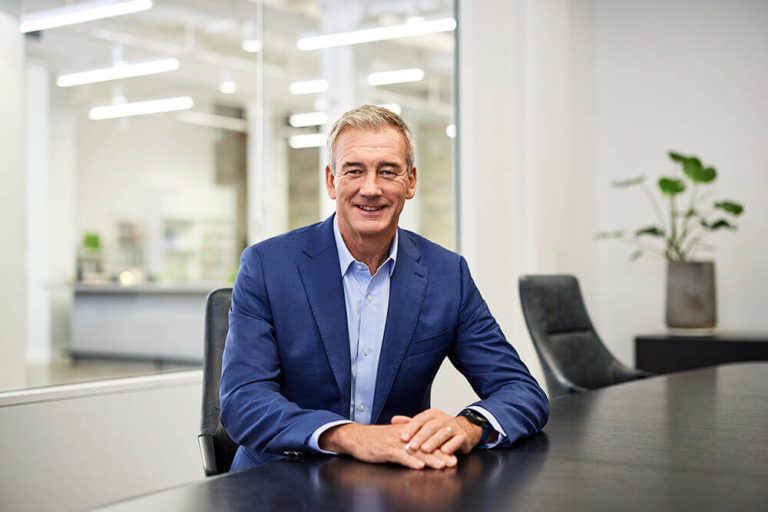 About Us - RW Capital